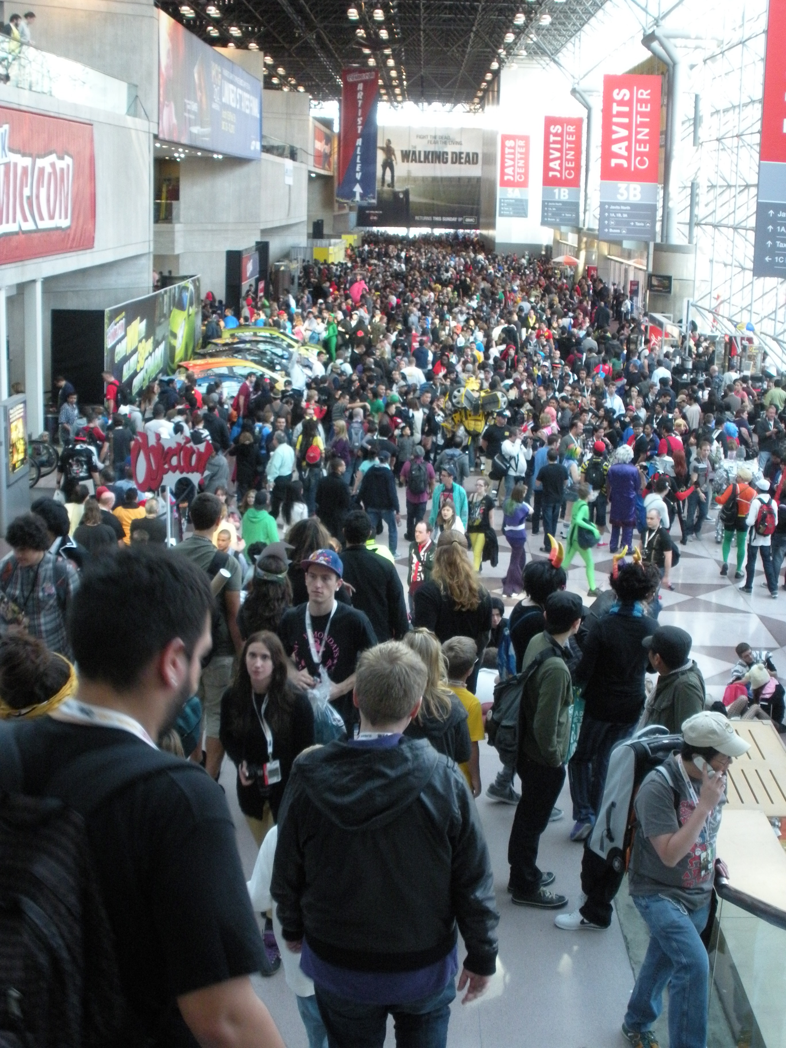 Steampunks and K-pop and Swag: A Day at New York Comic Con by Jillian ...